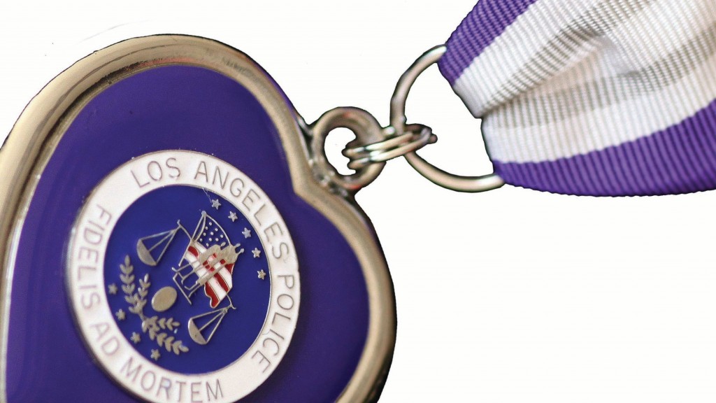 Reserve Officer Posthumously Awarded LAPD’s New Purple Heart - Los ...
